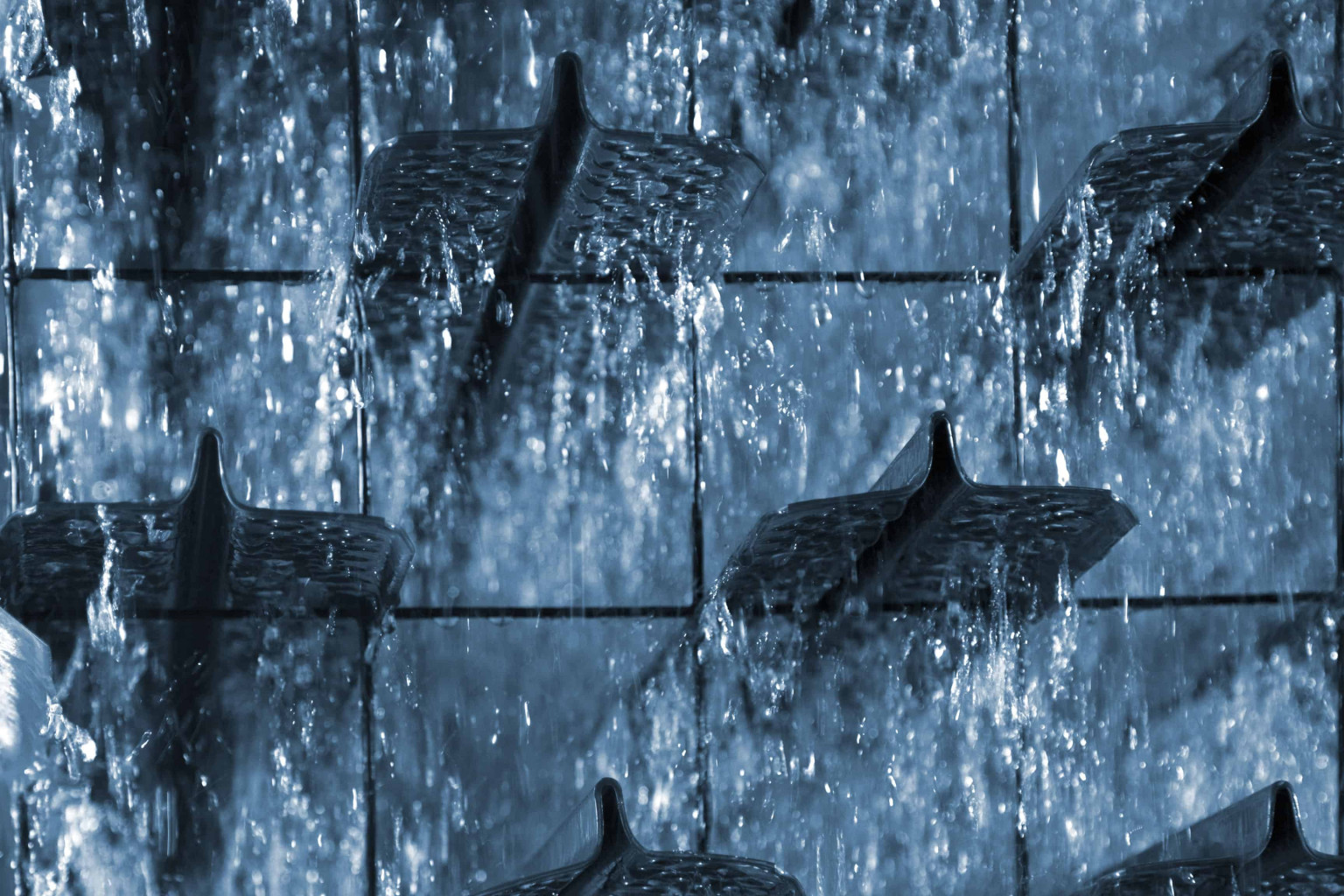 Splash Fill Supports, Hangers & Clips | Brentwood Industries